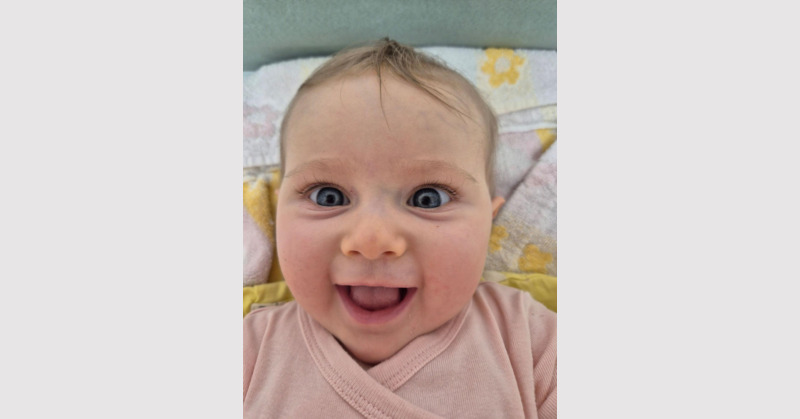 Das süßeste Babyfoto - Karo aus Wels