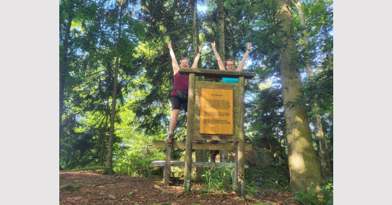 Tips Gipfelstürmer - Wanderschwestern Bettina & Sonja - Hochstein-Mv (854m)