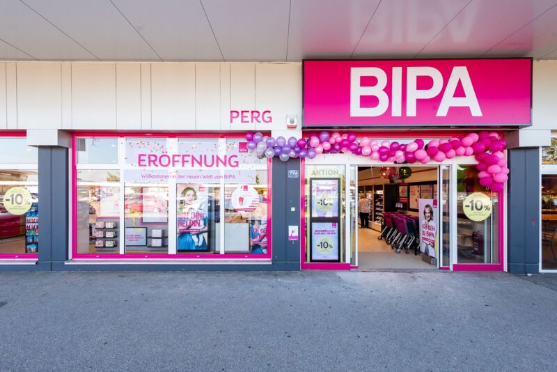 BIPA-Filiale im EKZ Naarner Straße nach Umbau eröffnet