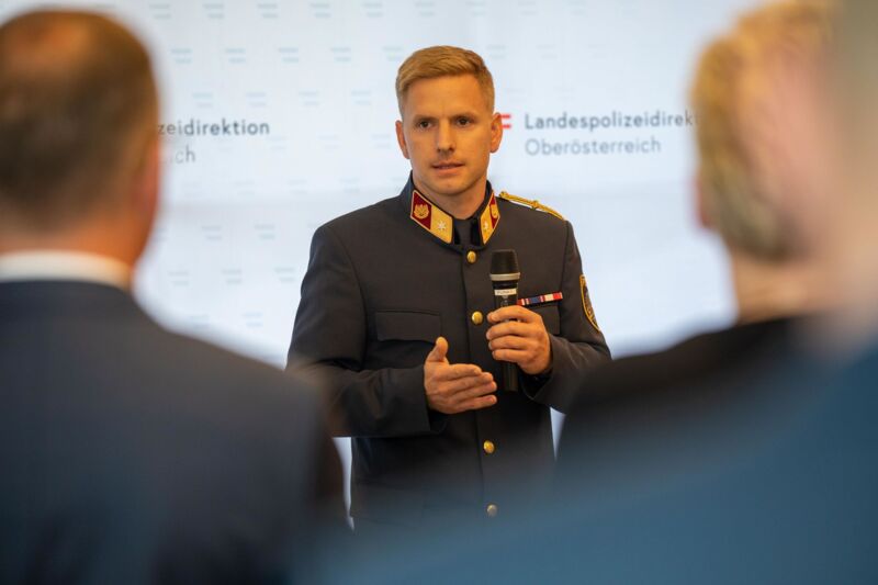 Amtseinführungsfeier des neuen Perger Bezirkspolizei-Kommandanten Major ...