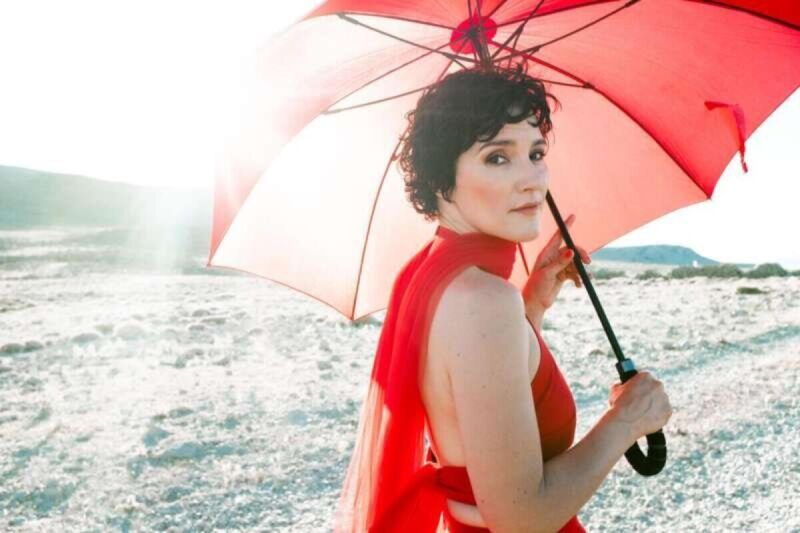 Fast wie Radlfahrn: Ina Regen singt im Kikas