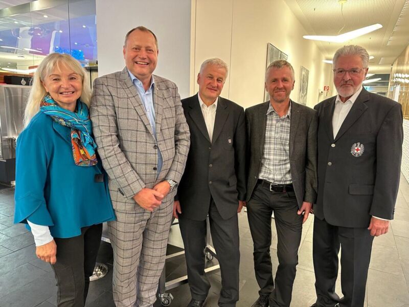 Rotkreuz-Urgesteine feiern 30-jähriges Dienstjubiläum