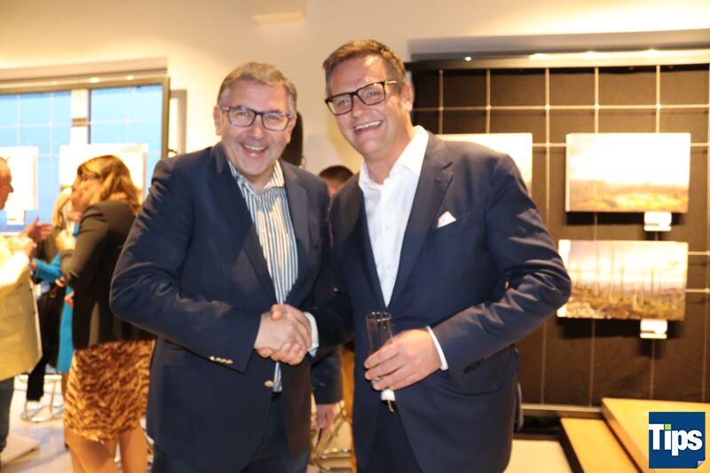 Fotografie ist für mich, die Zeit anhalten: Robert Hartlauer eröffnete ...