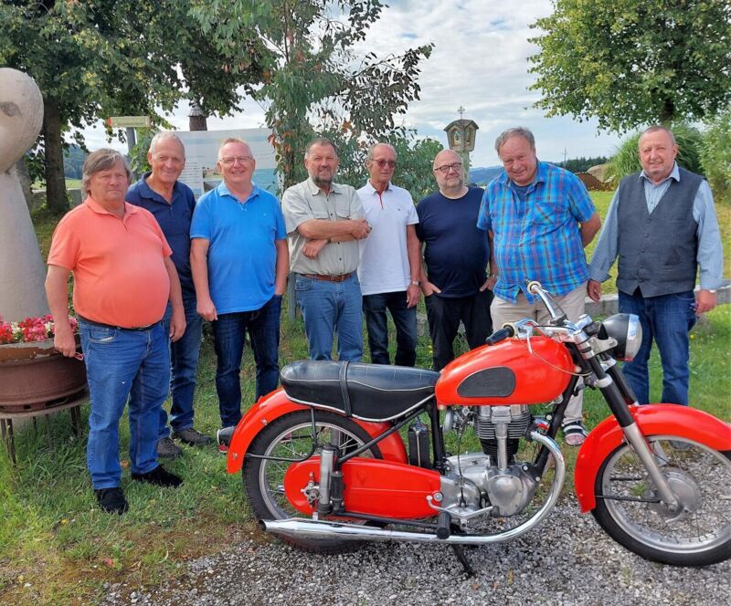 Treffen nach 50 Jahren am Nadlingerhof