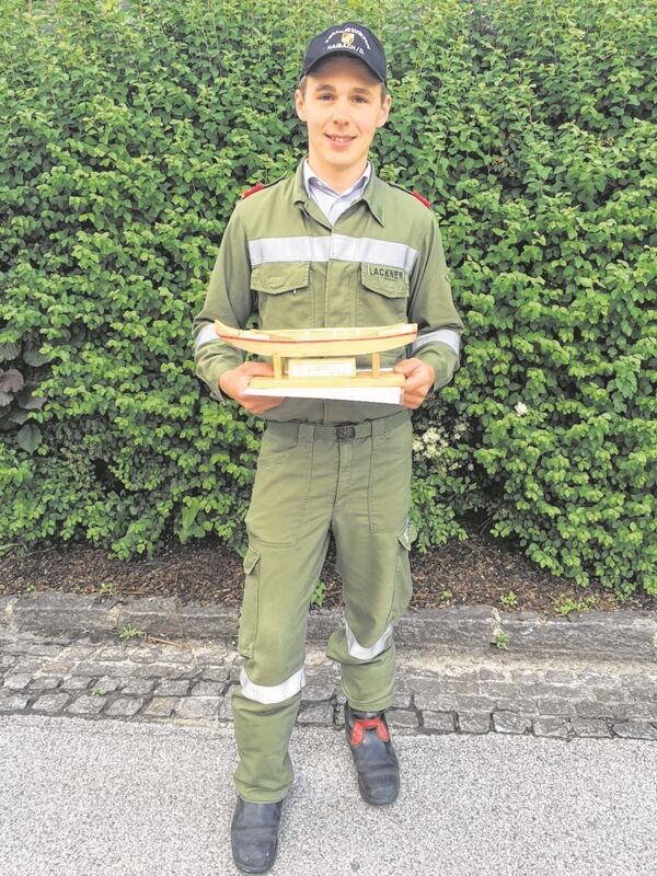 Florian Lackner ist Vize-Landesmeister im Zillenfahren