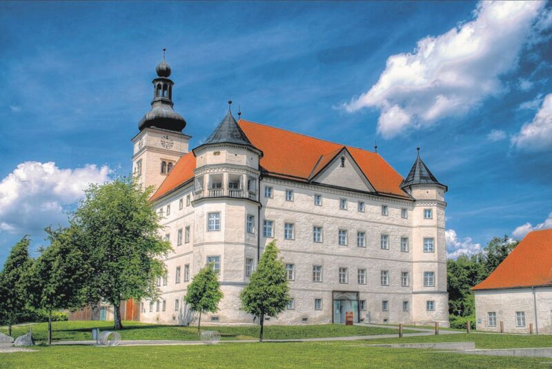 Gedenkfeier in Schloss Hartheim