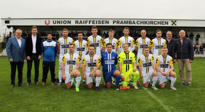 Neue Dressen zum 50-Jahr-Jubiläum der Union Prambachkirchen