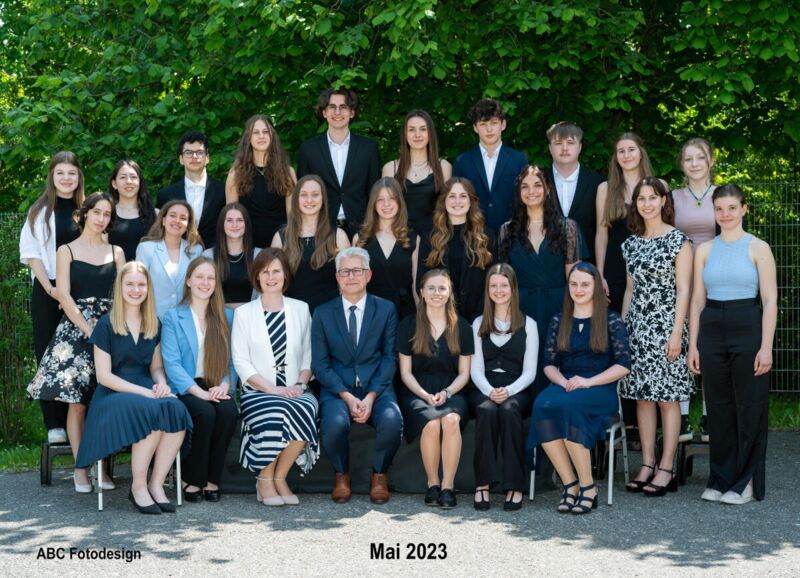 Amstettner Ostarrichigymnasium feierte seine Absolventen auf Schloss ...