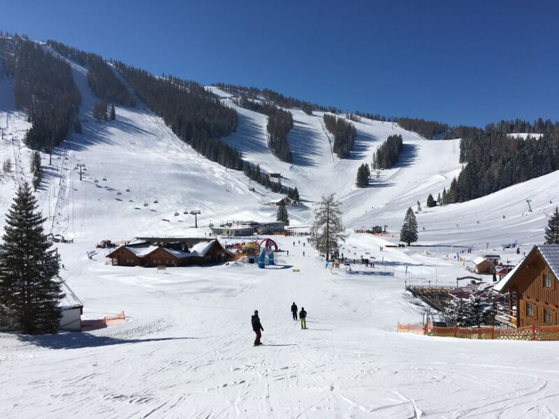 Erfolgreiche Saison für die Skigebiete Hinterstoder und Wurzeralm geht ...