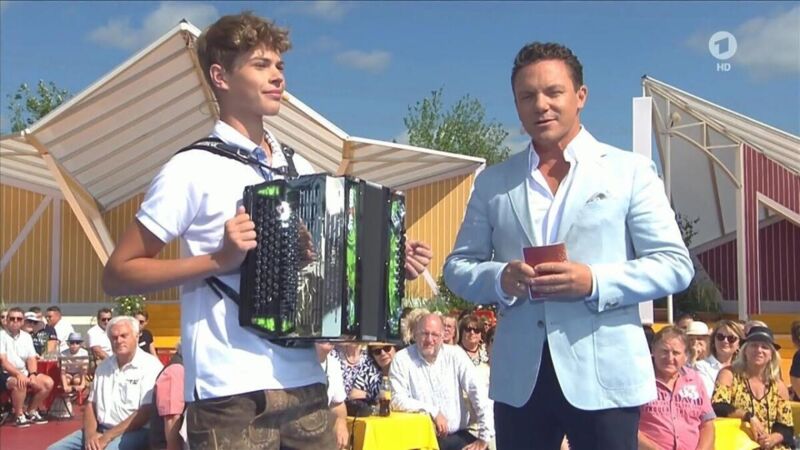 Luca Stangl ist Sommerhit-König