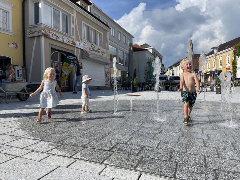 Stadtplatz neu gestaltet