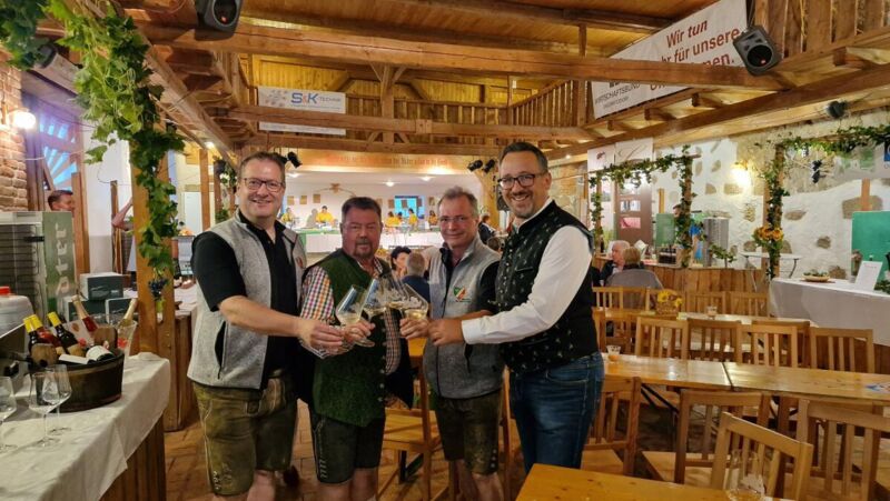 Engerwitzdorf: größter Heuriger der Region