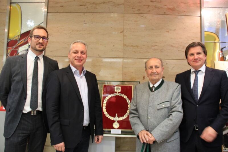 Sonderausstellung von Friedrich Mayr in der Volksbank Enns-St. Valentin