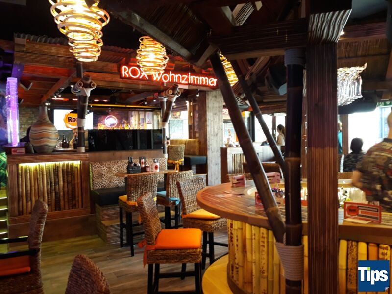Rox Musicbar in der PlusCity: Steaks, Cocktails und Karaoke