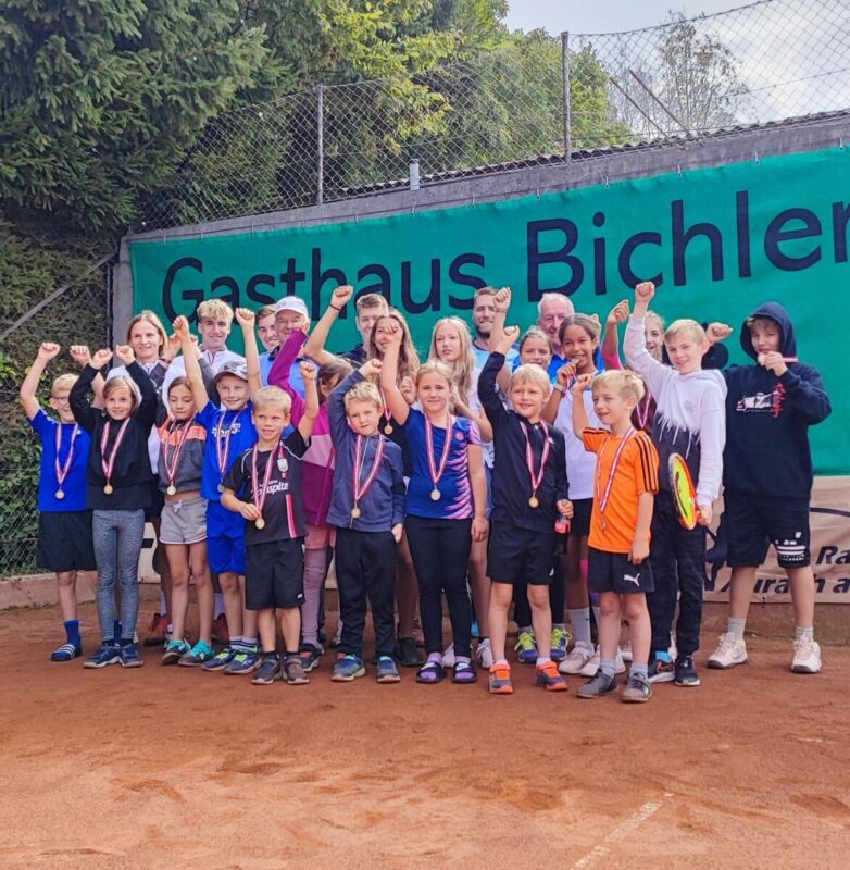 TC Raika Aurach feiert Jugend-Saisonabschluss