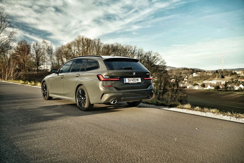 BMW 330i xdrive Touring
