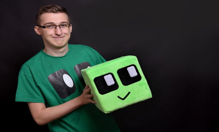 Youtuber Chaosflo44 bei der Influencer Video Con in der PlusCity