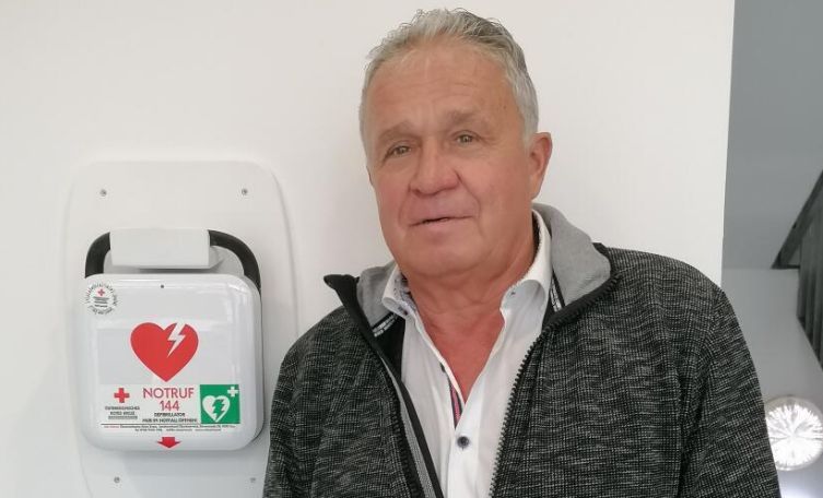 Schnelle Hilfe im Notfall mit Defibrillatoren